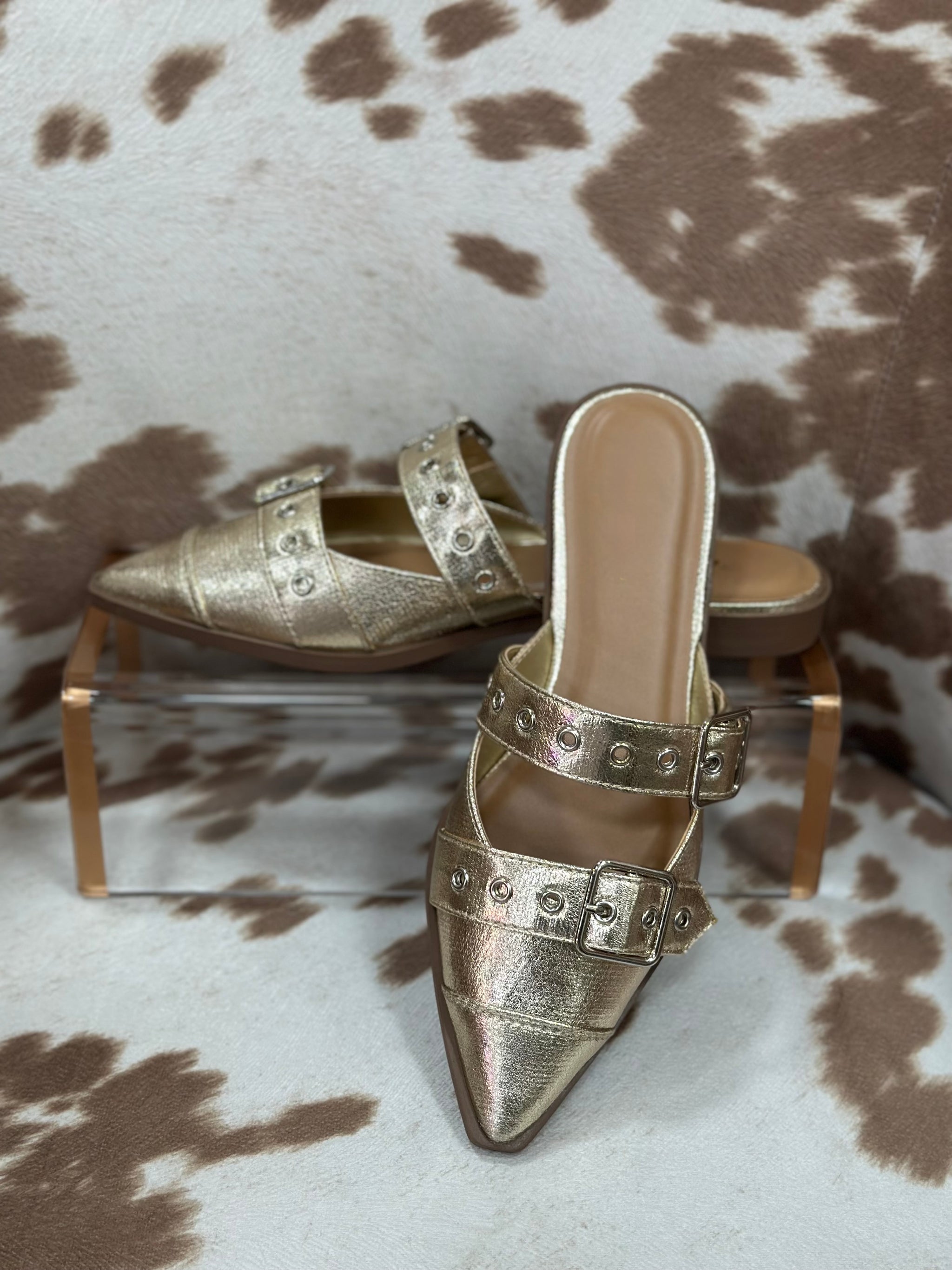 GOLD POINTED TOE SLIP ON FLATS